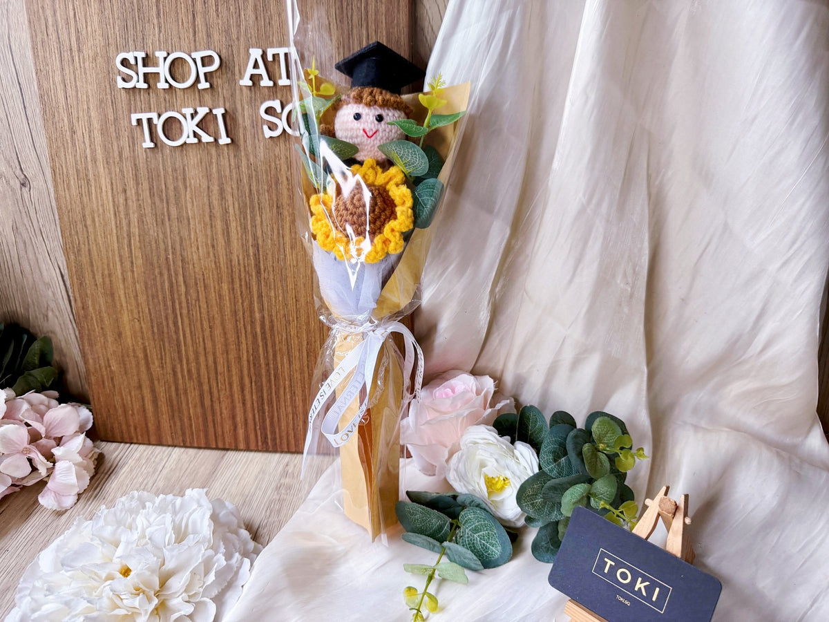 Singapore Online Florist, TOKI.SG - Single Stalk Graduation Flower ...